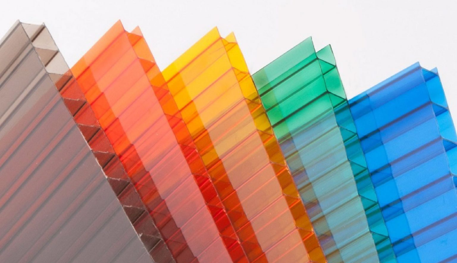 Policarbonato Compacto - Aymet - 2023